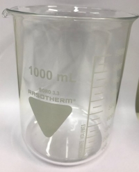 BECHER CHIMICA (BICCHIERE BACINELLA) VETRO PIREX CON BECCO 1000 ML - Pelusi